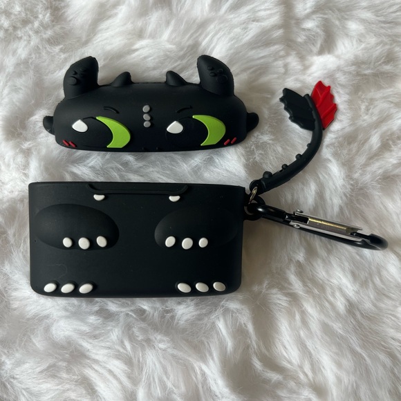 Apple | Headphones | How To Train Your Dragon Airpod Pro Case | Poshmark